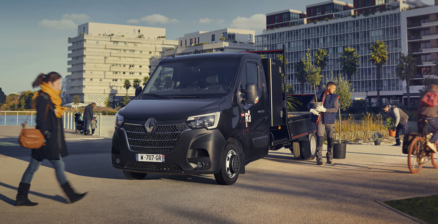 MASTER RED EDITION: 3 AÑOS DE TRANQUILIDAD | Renault Trucks España