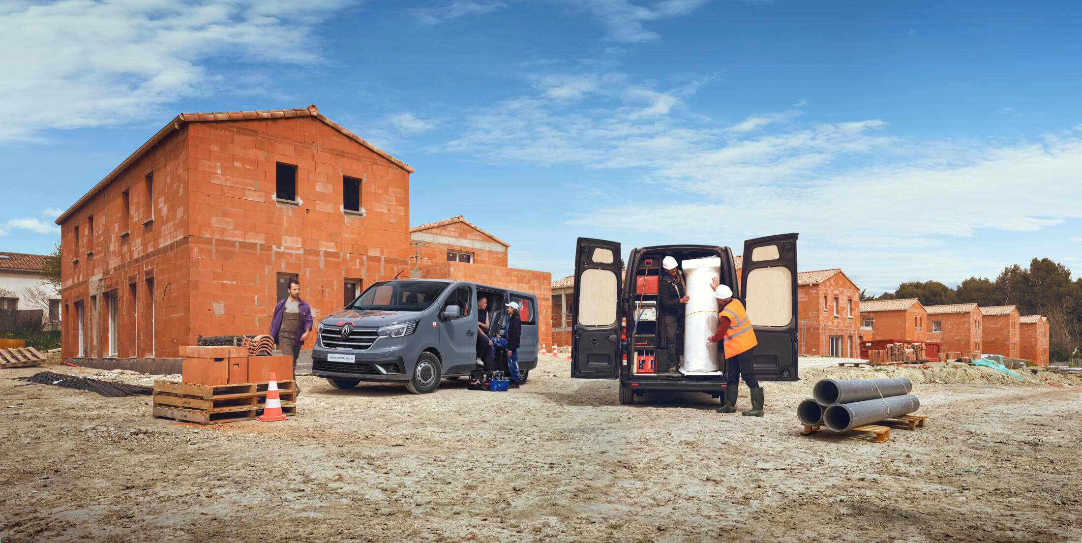 Nuevo Renault Trucks Trafic Red EDITION | Máster - Gama ligera,LCV ...